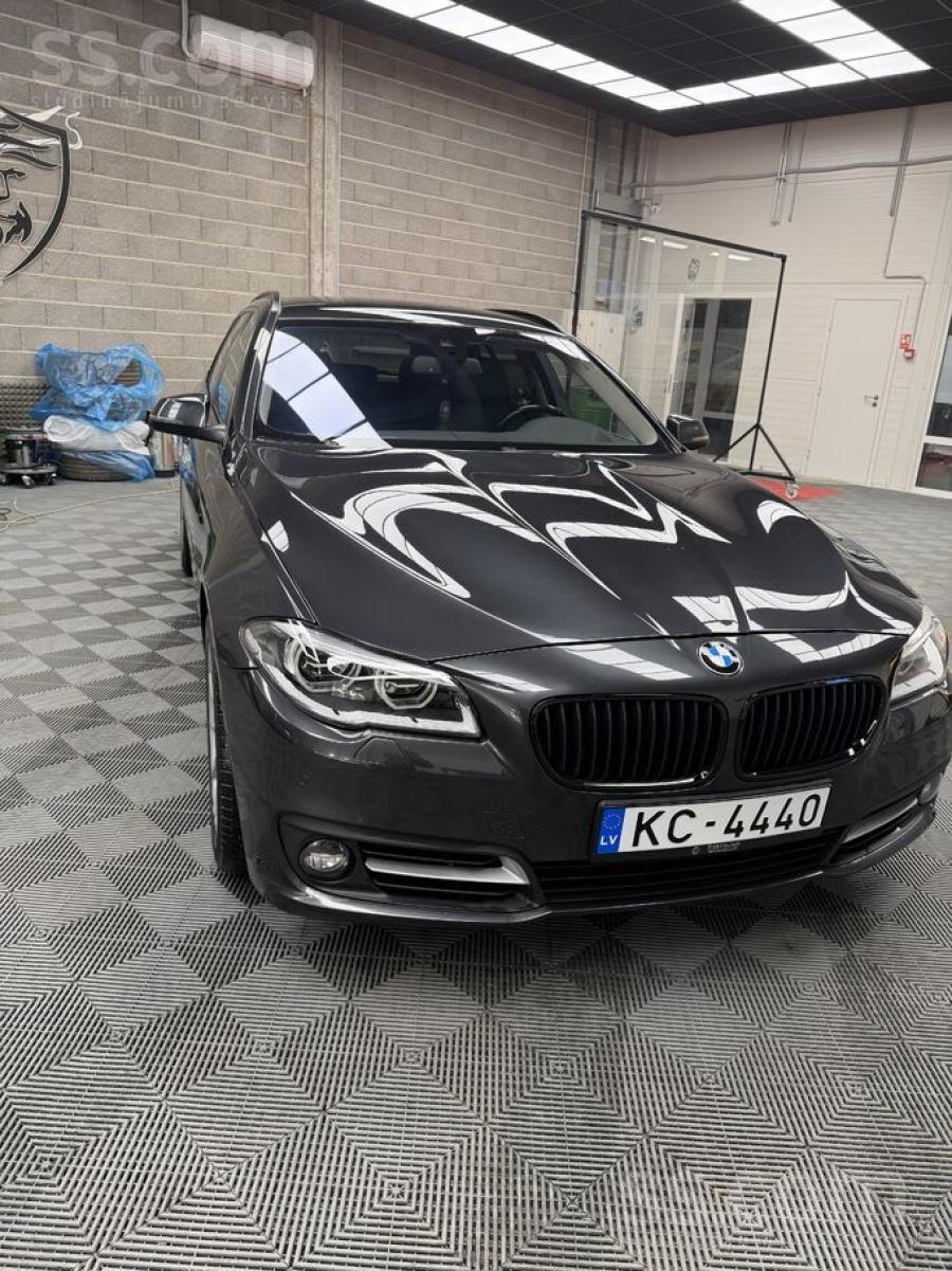 Grey BMW 525 2017 in Riga, with an engine capacity of 2.00 L and mileage of 203 thousand km for 12900 €, photo 1 on AUTOMOTO.COM.LV