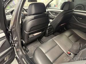 Grey BMW 525 2017 in Riga, with an engine capacity of 2.00 L and mileage of 203 thousand km for 12900 €, photo 7 on AUTOMOTO.COM.LV