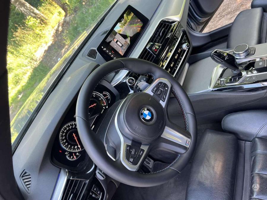 Grey BMW 525 2018 in Vilnius, with an engine capacity of 2.00 L and mileage of 200 thousand km for 16800 €, photo 34 on AUTOMOTO.COM.LV