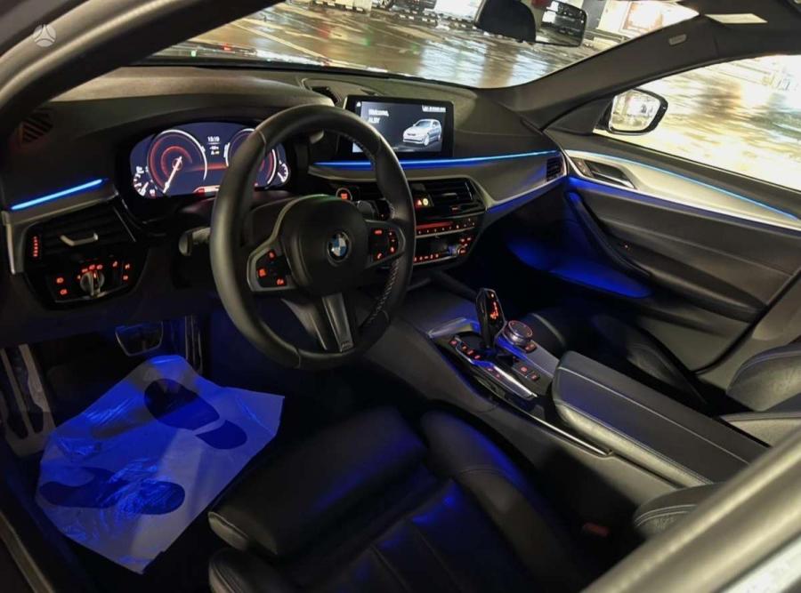 Grey BMW 525 2018 in Vilnius, with an engine capacity of 2.00 L and mileage of 200 thousand km for 16800 €, photo 46 on AUTOMOTO.COM.LV