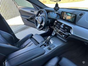 Grey BMW 525 2018 in Vilnius, with an engine capacity of 2.00 L and mileage of 210 thousand km for 16600 €, photo 25 on AUTOMOTO.COM.LV