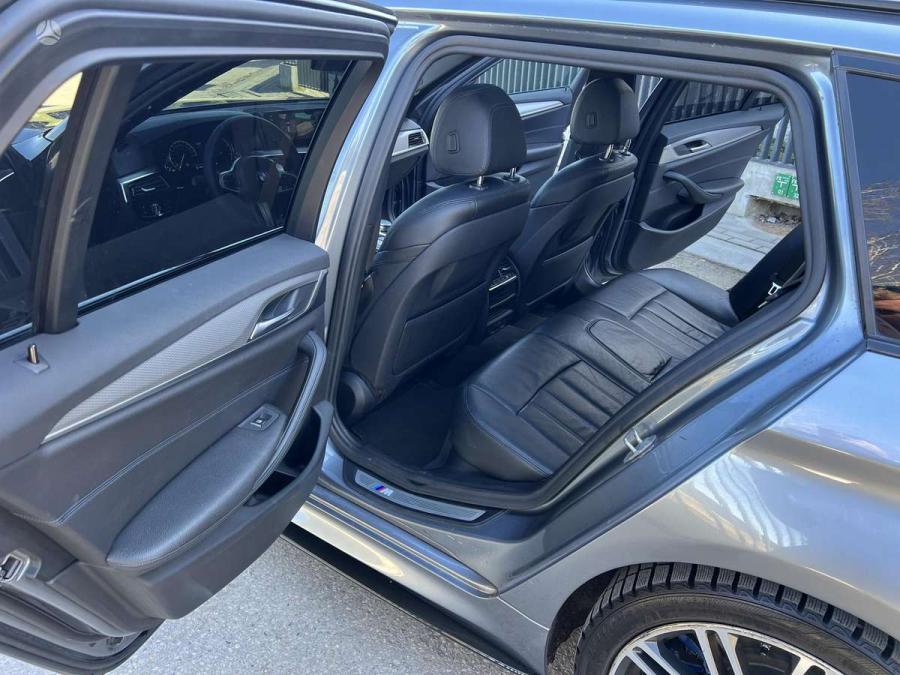 Grey BMW 525 2018 in Vilnius, with an engine capacity of 2.00 L and mileage of 210 thousand km for 16600 €, photo 32 on AUTOMOTO.COM.LV
