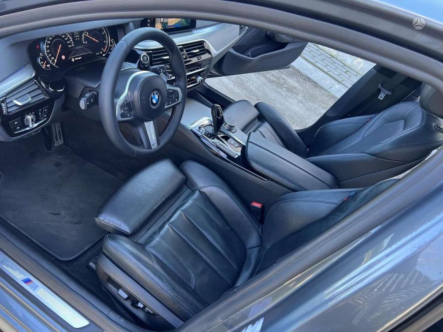 Grey BMW 525 2018 in Vilnius, with an engine capacity of 2.00 L and mileage of 210 thousand km for 16600 €, photo 35 on AUTOMOTO.COM.LV