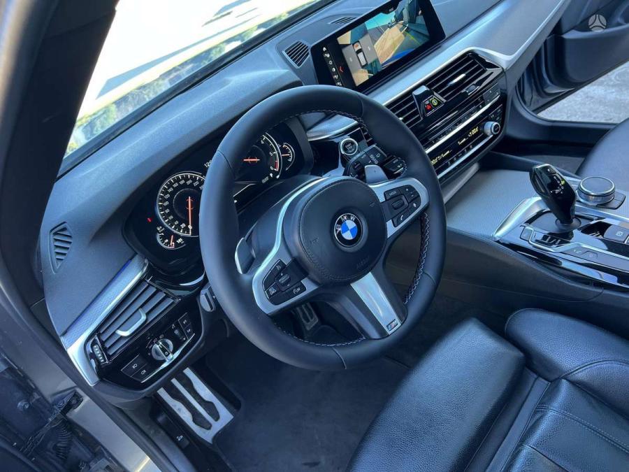 Grey BMW 525 2018 in Vilnius, with an engine capacity of 2.00 L and mileage of 210 thousand km for 16600 €, photo 42 on AUTOMOTO.COM.LV