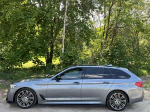 Grey BMW 525 2018 in Vilnius, with an engine capacity of 2.00 L and mileage of 211 thousand km for 16600 €, photo 4 on AUTOMOTO.COM.LV