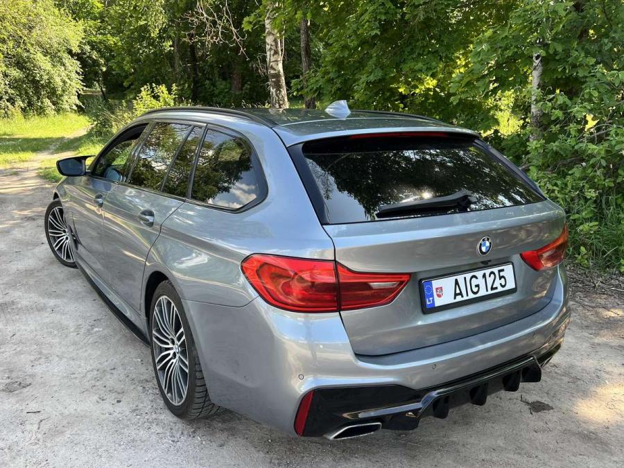 Grey BMW 525 2018 in Vilnius, with an engine capacity of 2.00 L and mileage of 211 thousand km for 16600 €, photo 11 on AUTOMOTO.COM.LV