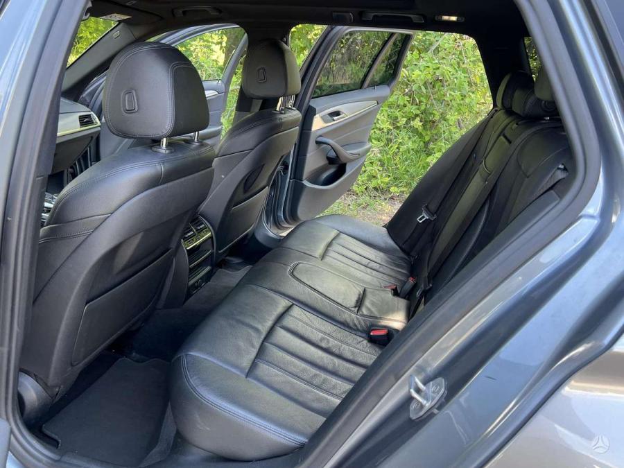 Grey BMW 525 2018 in Vilnius, with an engine capacity of 2.00 L and mileage of 211 thousand km for 16600 €, photo 29 on AUTOMOTO.COM.LV