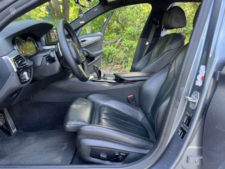 Grey BMW 525 2018 in Vilnius, with an engine capacity of 2.00 L and mileage of 211 thousand km for 16600 €, photo 32 on AUTOMOTO.COM.LV
