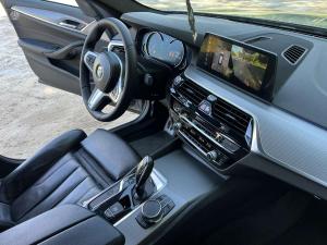 Grey BMW 525 2018 in Vilnius, with an engine capacity of 2.00 L and mileage of 211 thousand km for 16600 €, photo 33 on AUTOMOTO.COM.LV