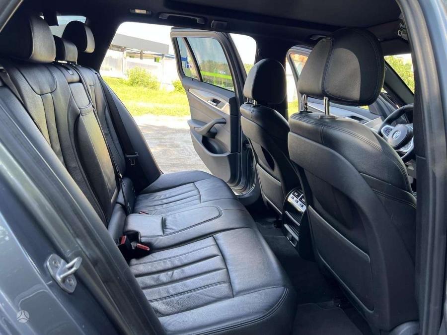 Grey BMW 525 2018 in Vilnius, with an engine capacity of 2.00 L and mileage of 211 thousand km for 16600 €, photo 38 on AUTOMOTO.COM.LV