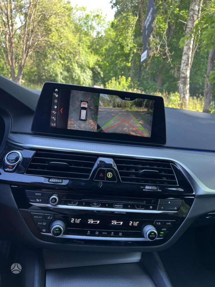 Grey BMW 525 2018 in Vilnius, with an engine capacity of 2.00 L and mileage of 211 thousand km for 16600 €, photo 44 on AUTOMOTO.COM.LV