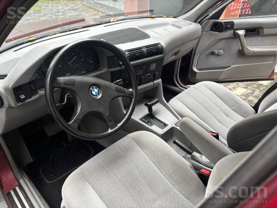 Red BMW 525 1991 in Riga, with an engine capacity of 2.50 L and mileage of 185 thousand km for 7200 €, photo 9 on AUTOMOTO.COM.LV