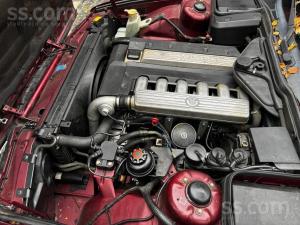 Red BMW 525 1991 in Riga, with an engine capacity of 2.50 L and mileage of 185 thousand km for 7200 €, photo 14 on AUTOMOTO.COM.LV