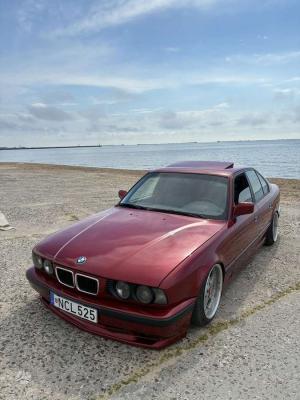 Sarkans BMW 525 1992 Palanga, ar dzinēja tilpumu 2.50 L un nobraukumu 171 tūkst. km par 8800 €, foto 5 vietnē AUTOMOTO.COM.LV