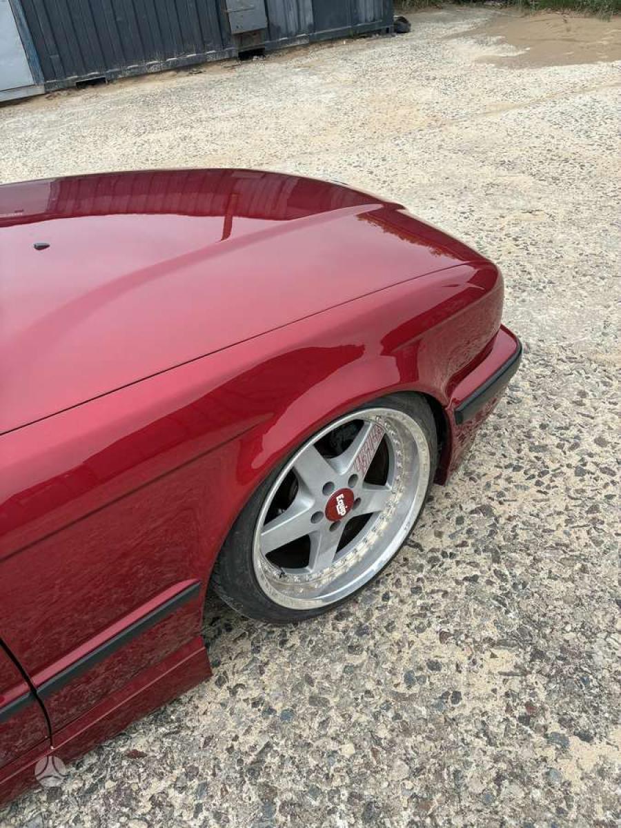 Sarkans BMW 525 1992 Palanga, ar dzinēja tilpumu 2.50 L un nobraukumu 171 tūkst. km par 8800 €, foto 20 vietnē AUTOMOTO.COM.LV