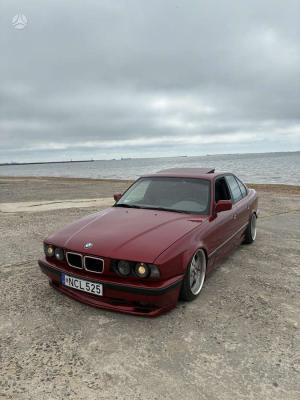 Sarkans BMW 525 1992 Palanga, ar dzinēja tilpumu 2.50 L un nobraukumu 171 tūkst. km par 8800 €, foto 25 vietnē AUTOMOTO.COM.LV