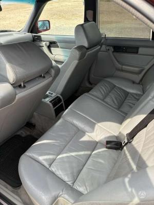 Sarkans BMW 525 1992 Palanga, ar dzinēja tilpumu 2.50 L un nobraukumu 171 tūkst. km par 8800 €, foto 29 vietnē AUTOMOTO.COM.LV