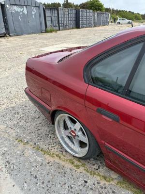 Sarkans BMW 525 1992 Palanga, ar dzinēja tilpumu 2.50 L un nobraukumu 171 tūkst. km par 8800 €, foto 32 vietnē AUTOMOTO.COM.LV