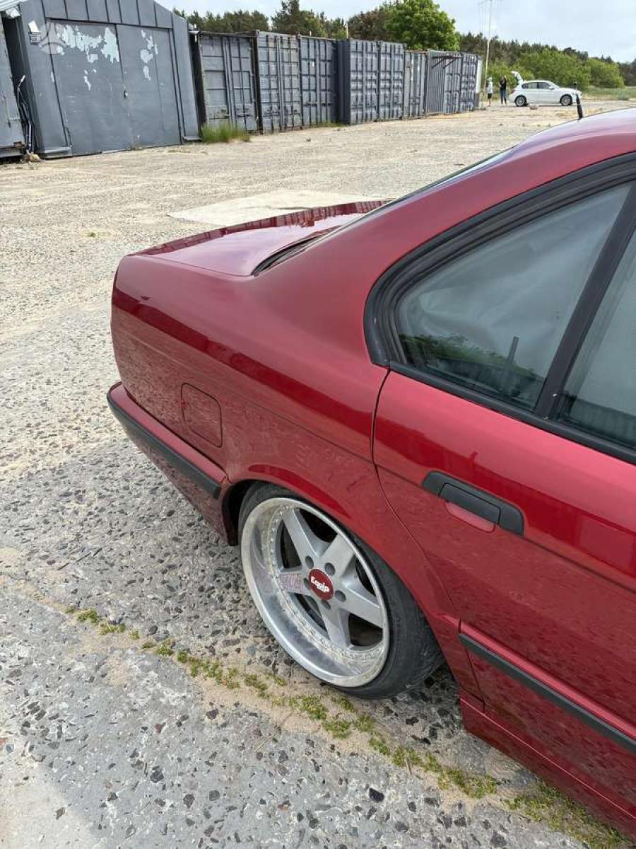 Sarkans BMW 525 1992 Palanga, ar dzinēja tilpumu 2.50 L un nobraukumu 171 tūkst. km par 8800 €, foto 32 vietnē AUTOMOTO.COM.LV