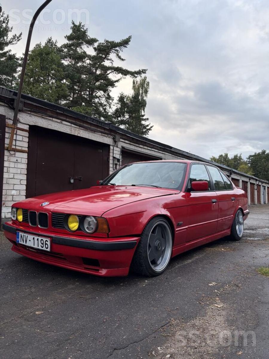 Sarkans BMW 525 1995 Rīga, ar dzinēja tilpumu 2.50 L un nobraukumu 410 tūkst. km par 4500 €, foto 3 vietnē AUTOMOTO.COM.LV