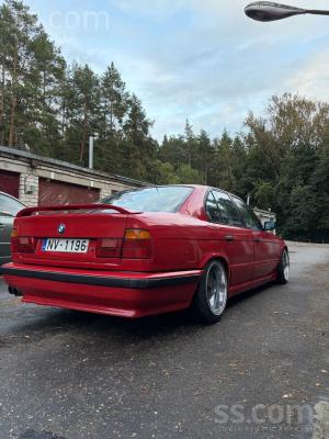 Sarkans BMW 525 1995 Rīga, ar dzinēja tilpumu 2.50 L un nobraukumu 410 tūkst. km par 4500 €, foto 4 vietnē AUTOMOTO.COM.LV