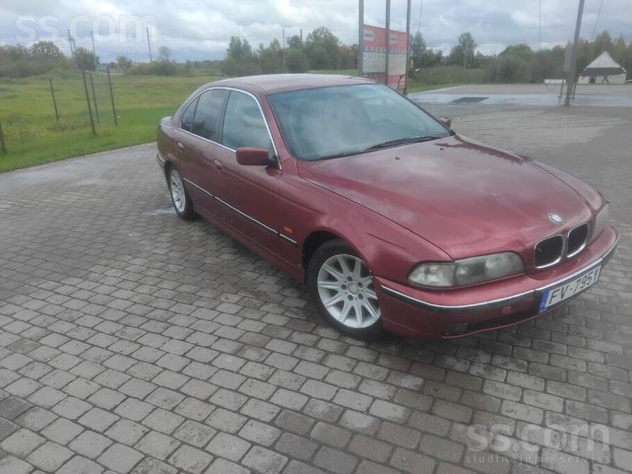 Sarkans BMW 525 1997 Balvi, ar dzinēja tilpumu 2.50 L un nobraukumu 350 tūkst. km par 1370 €, foto 1 vietnē AUTOMOTO.COM.LV