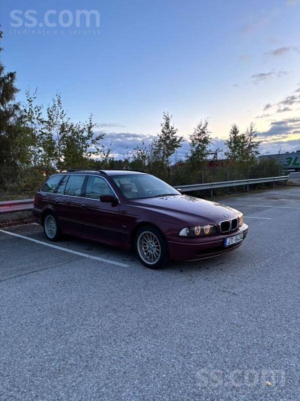 BMW 525 2003 Valka vietnÄ Sarkans BMW 525 2003 Valka, ar dzinÄja tilpumu 2.50 L un nobraukumu 370 tÅ«kst. km par 2000 ā¬, foto 4 vietnÄ AUTOMOTO.COM.LV
