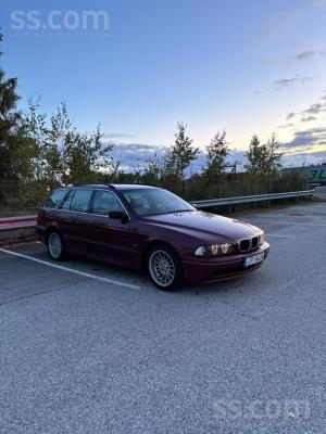 Sarkans BMW 525 2003 Valka, ar dzinēja tilpumu 2.50 L un nobraukumu 370 tūkst. km par 2000 €, foto 4 vietnē AUTOMOTO.COM.LV