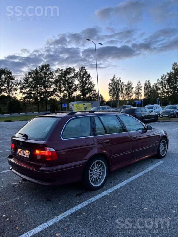 BMW 525 2003 Valka vietnÄ Sarkans BMW 525 2003 Valka, ar dzinÄja tilpumu 2.50 L un nobraukumu 370 tÅ«kst. km par 2000 ā¬, foto 6 vietnÄ AUTOMOTO.COM.LV