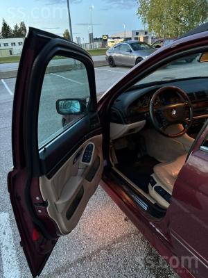 Sarkans BMW 525 2003 Valka, ar dzinēja tilpumu 2.50 L un nobraukumu 370 tūkst. km par 2000 €, foto 7 vietnē AUTOMOTO.COM.LV