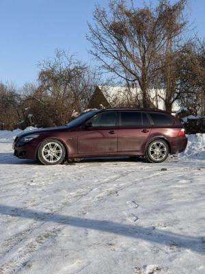 Red BMW 525 2007 in Vilnius, with an engine capacity of 2.99 L and mileage of 354 thousand km for 6000 €, photo 2 on AUTOMOTO.COM.LV
