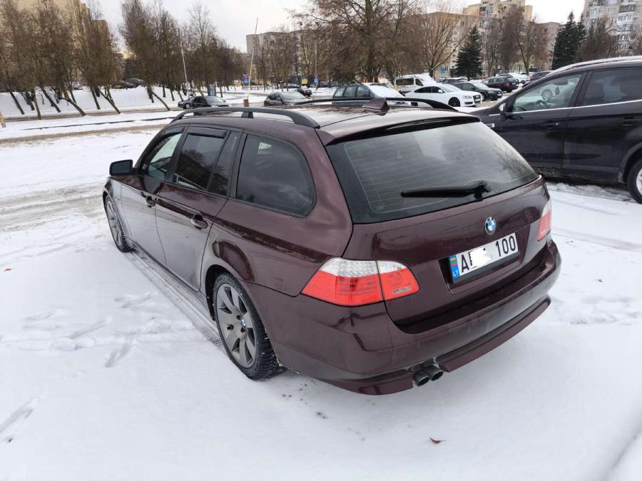 Red BMW 525 2009 in Alytus, with an engine capacity of 2.99 L and mileage of 431 thousand km for 5300 €, photo 3 on AUTOMOTO.COM.LV