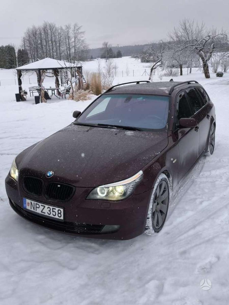 Red BMW 525 2009 in Alytus, with an engine capacity of 2.99 L and mileage of 431 thousand km for 5300 €, photo 16 on AUTOMOTO.COM.LV