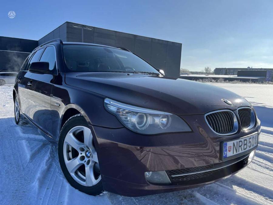 Sarkans BMW 525 2009 Alīta, ar dzinēja tilpumu 2.99 L un nobraukumu 341 tūkst. km par 3950 €, foto 1 vietnē AUTOMOTO.COM.LV
