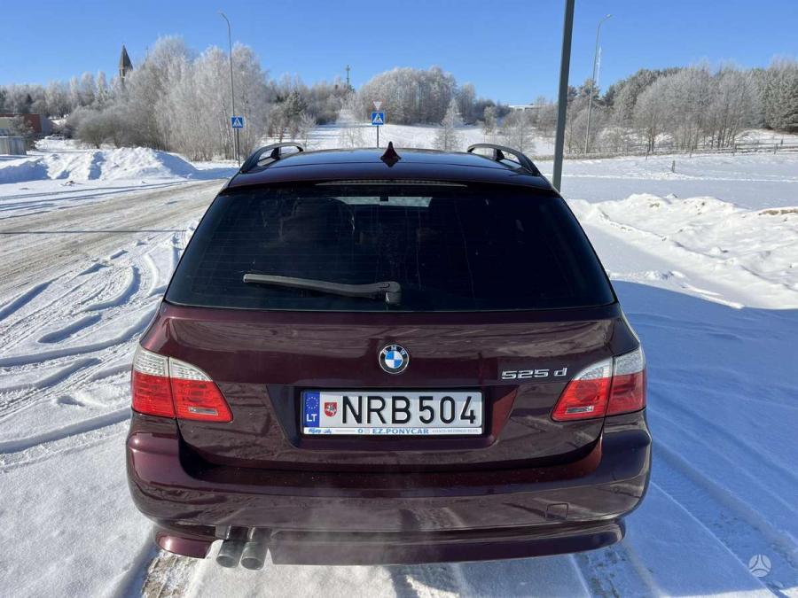 Sarkans BMW 525 2009 Alīta, ar dzinēja tilpumu 2.99 L un nobraukumu 341 tūkst. km par 3950 €, foto 5 vietnē AUTOMOTO.COM.LV