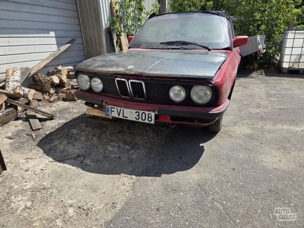 BMW 525 1983 in Vilnius, with an engine capacity of 2.70 L and mileage of 0 thousand km for 1950 €, photo 2 on AUTOMOTO.COM.LV