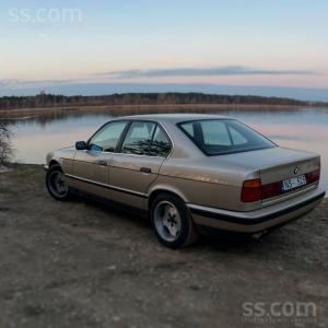 BMW 525 1992 in Riga, with an engine capacity of 2.50 L and mileage of 234 thousand km for 4000 €, photo 3 on AUTOMOTO.COM.LV