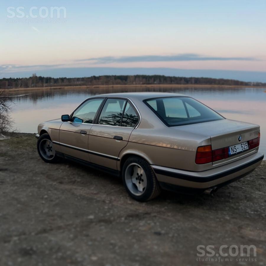 BMW 525 1992 in Riga, with an engine capacity of 2.50 L and mileage of 234 thousand km for 4000 €, photo 3 on AUTOMOTO.COM.LV