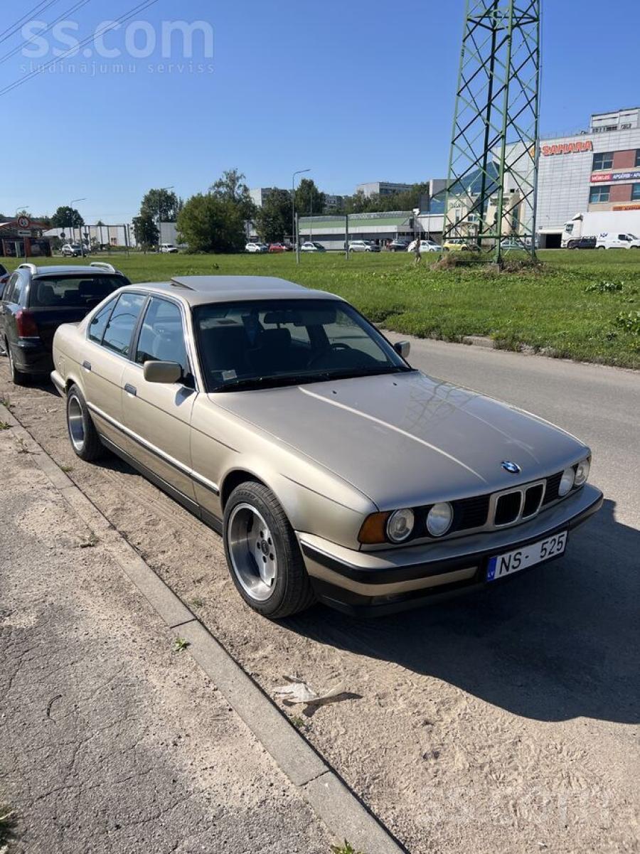 BMW 525 1992 in Riga, with an engine capacity of 2.50 L and mileage of 234 thousand km for 4000 €, photo 6 on AUTOMOTO.COM.LV