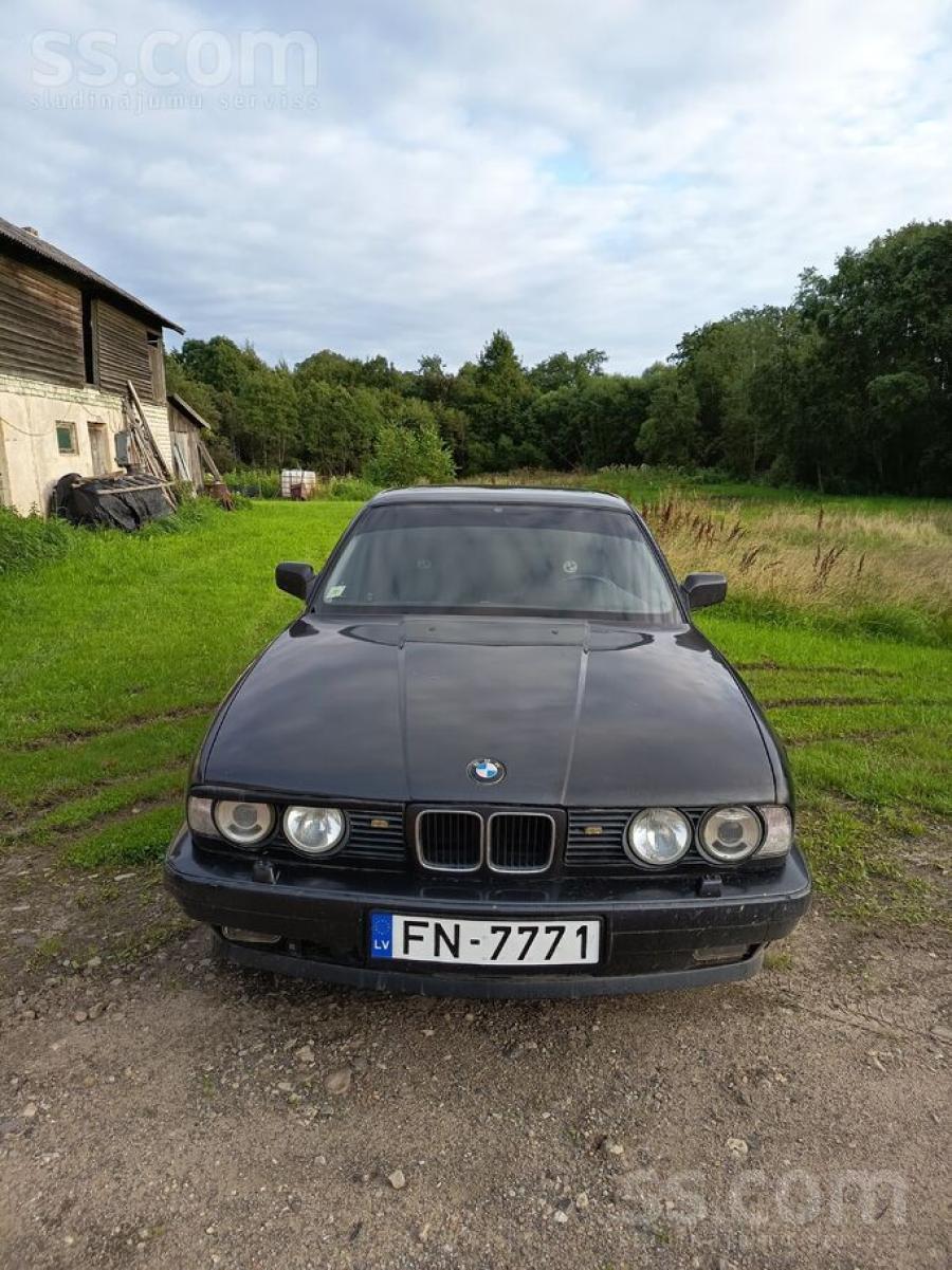 BMW 525 1992 Gulbene, ar dzinēja tilpumu 2.50 L un nobraukumu 258 tūkst. km par 5000 €, foto 3 vietnē AUTOMOTO.COM.LV