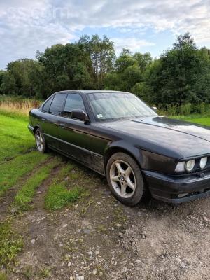 BMW 525 1992 Gulbene, ar dzinēja tilpumu 2.50 L un nobraukumu 258 tūkst. km par 5000 €, foto 4 vietnē AUTOMOTO.COM.LV