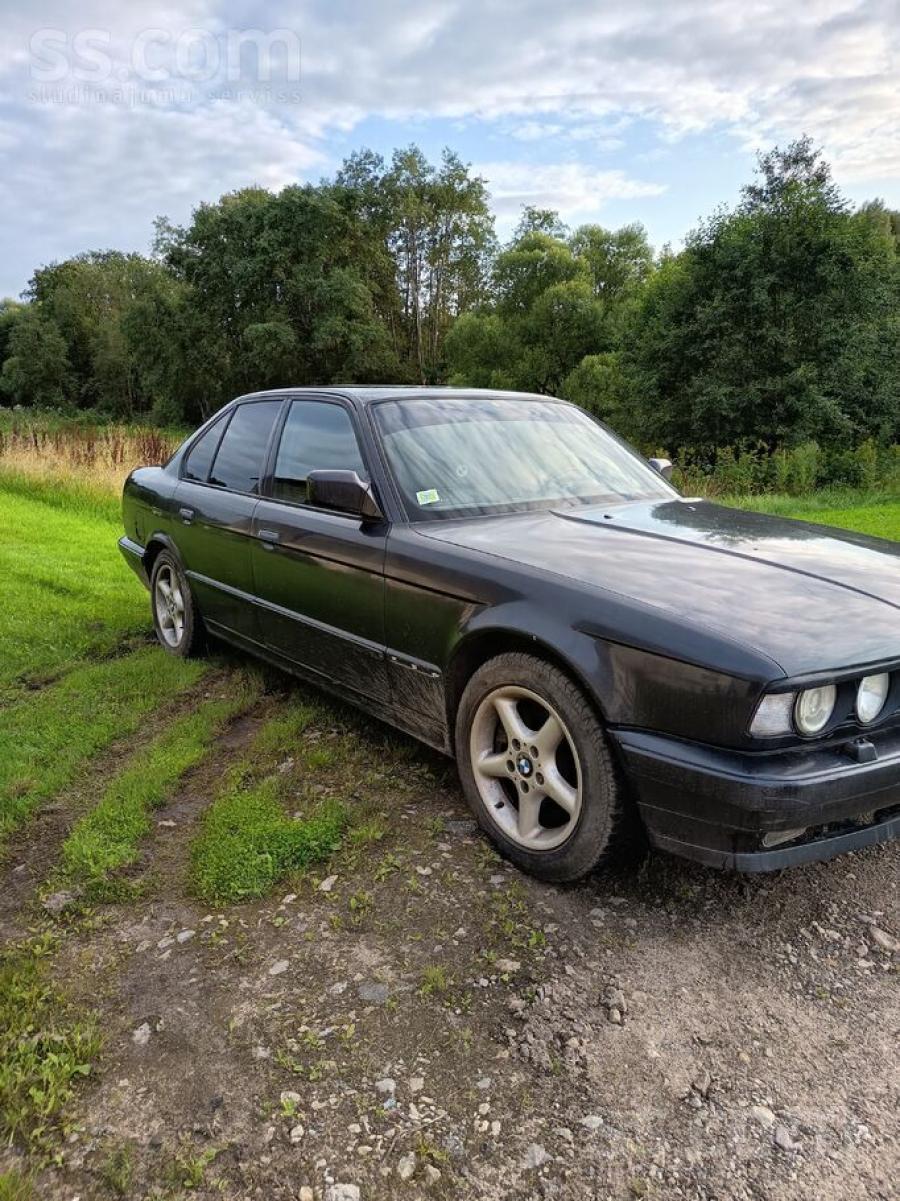 BMW 525 1992 Gulbene, ar dzinēja tilpumu 2.50 L un nobraukumu 258 tūkst. km par 5000 €, foto 4 vietnē AUTOMOTO.COM.LV