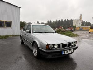 BMW 525 1994 in Tallinn, with an engine capacity of 2.50 L and mileage of 331 thousand km for 3200 €, photo 8 on AUTOMOTO.COM.LV