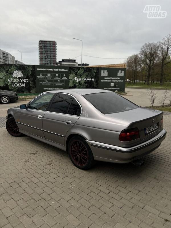 BMW 525 1998 in Kaunas, with an engine capacity of 2.50 L and mileage of 300 thousand km for 1150 €, photo 2 on AUTOMOTO.COM.LV