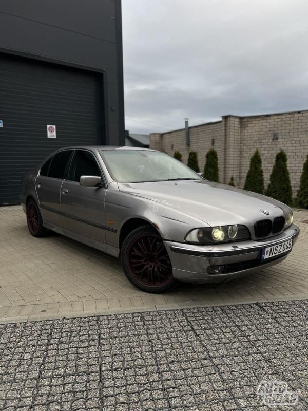 BMW 525 1998 in Kaunas, with an engine capacity of 2.50 L and mileage of 300 thousand km for 1150 €, photo 3 on AUTOMOTO.COM.LV