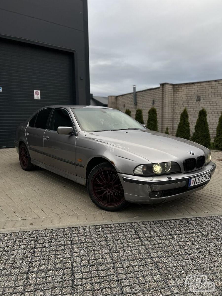 BMW 525 1998 Kauņa, ar dzinēja tilpumu 2.50 L un nobraukumu 300 tūkst. km par 1150 €, foto 4 vietnē AUTOMOTO.COM.LV
