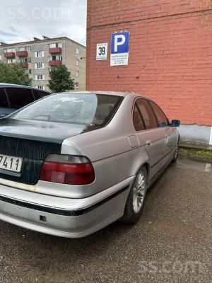 BMW 525 1999 in Jekabpils, with an engine capacity of 2.50 L and mileage of 374 thousand km for 900 €, photo 5 on AUTOMOTO.COM.LV