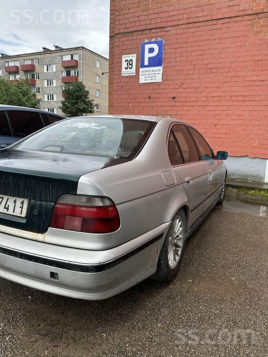 BMW 525 1999 in Jekabpils, with an engine capacity of 2.50 L and mileage of 374 thousand km for 900 €, photo 5 on AUTOMOTO.COM.LV