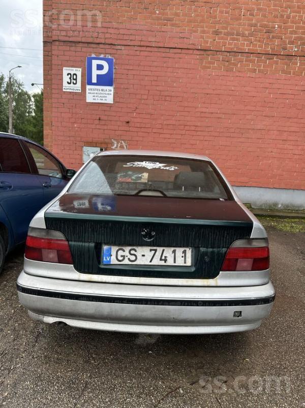 BMW 525 1999 Jēkabpils, ar dzinēja tilpumu 2.50 L un nobraukumu 374 tūkst. km par 900 €, foto 6 vietnē AUTOMOTO.COM.LV