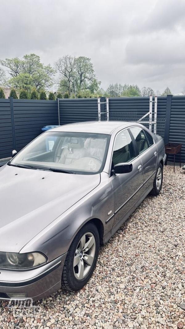 BMW 525 1999 Viļņa, ar dzinēja tilpumu 3.00 L un nobraukumu 400 tūkst. km par 950 €, foto 2 vietnē AUTOMOTO.COM.LV